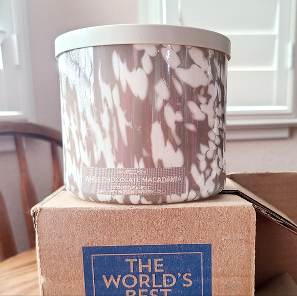White Barn | Accents | Bogo 5nwt White Barn White Chocolate Macadamia ...